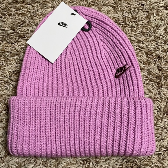 Nike | Accessories | Nike Cuffed Beanie | Poshmark